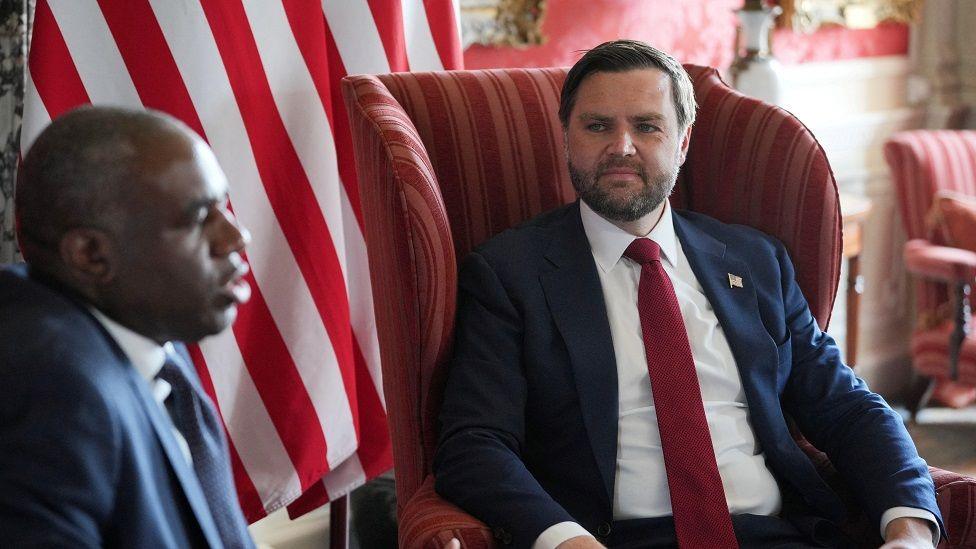 Melissa o'neil culo while traveling, I encountered a lovely