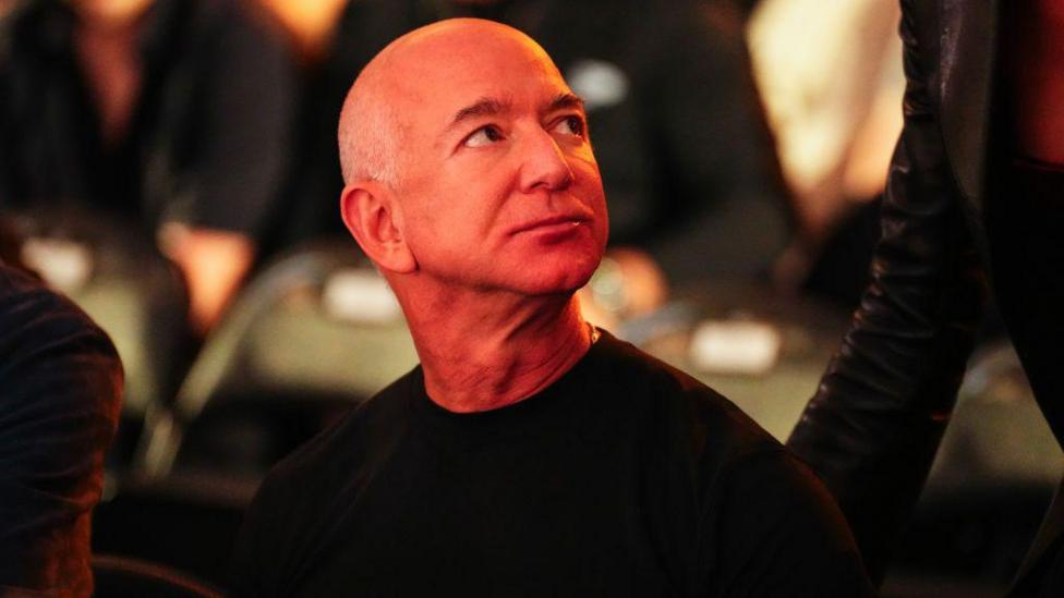 Jeff Bezos op-ed defends the Washington Post over endorsement change ...