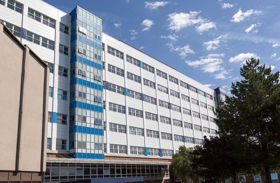 Singleton Hospital maternity report reveals 'concerning' care - BBC News