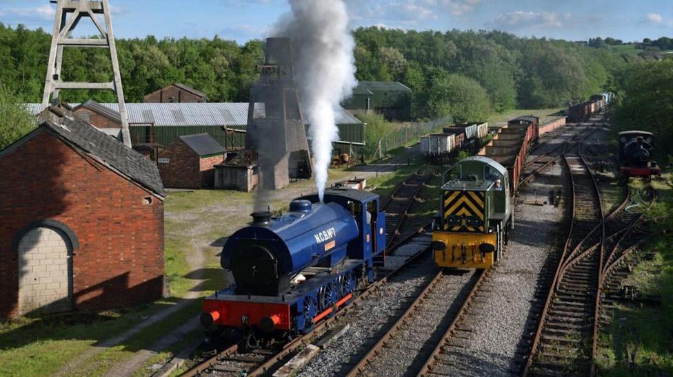 Staffordshire: Appeal launched to save Foxfield Colliery - BBC News