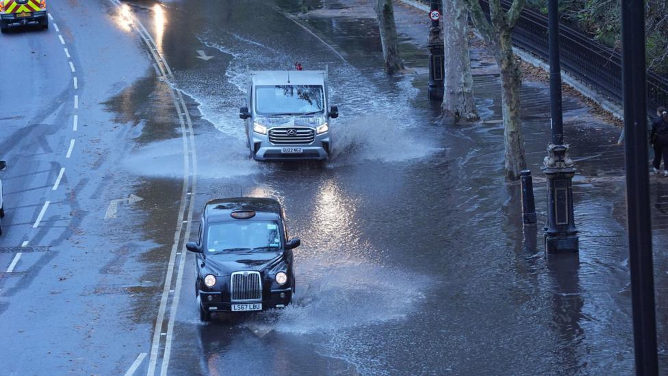 Storm Conall: Some flood warnings remain in parts of England - BBC News