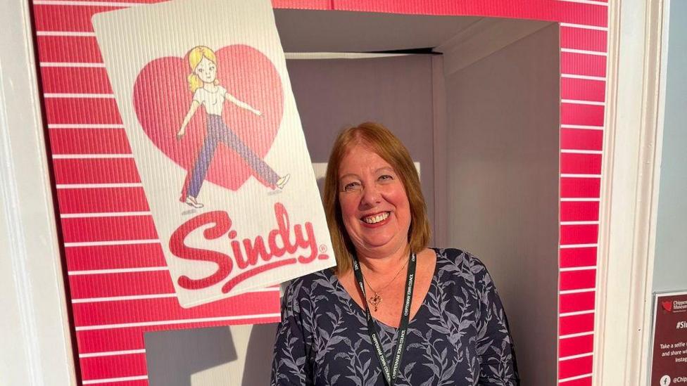 Sindy at 60: Fans celebrate six decades of childhood toy - BBC News