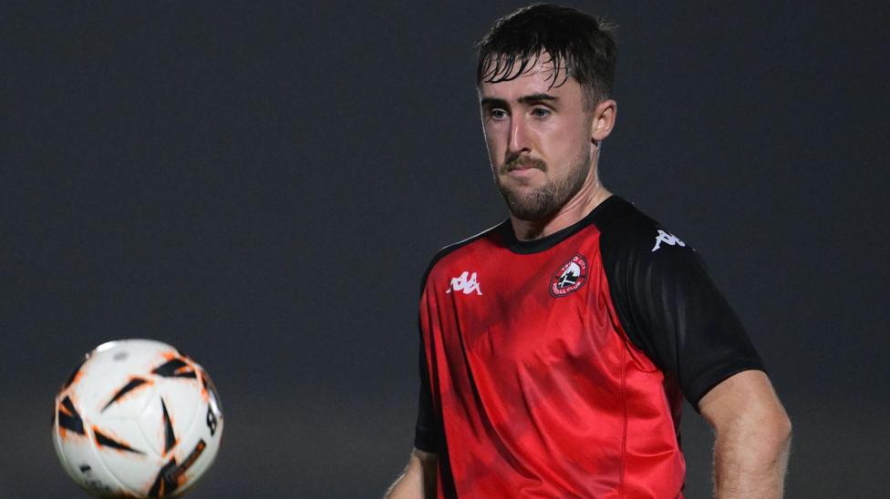 Truro City: Late Will Dean goal ensures 2-1 St Albans victory - BBC Sport