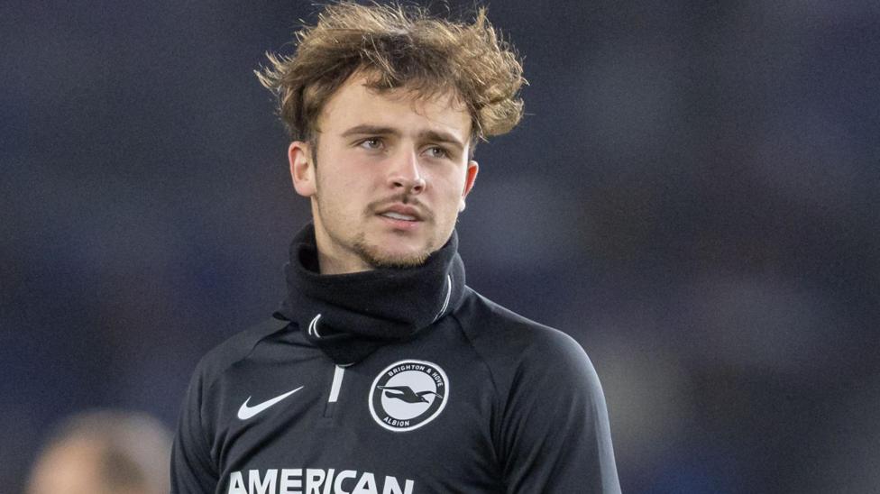 Luca Barrington: Grimsby Town sign Brighton wide-man on loan - BBC Sport