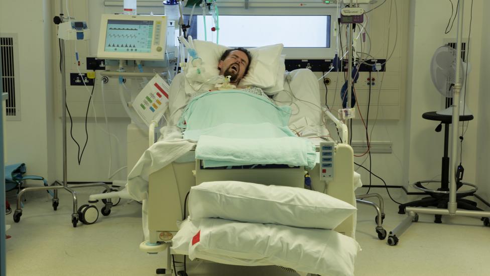Trapped inside your own body: A doctor’s account - BBC Three