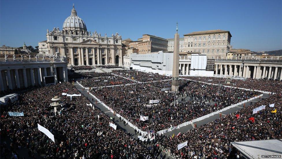 In pictures: Pope's final audience - BBC News