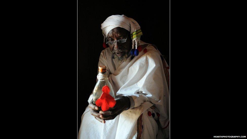 In pictures: Tanzania's traditional healers - BBC News