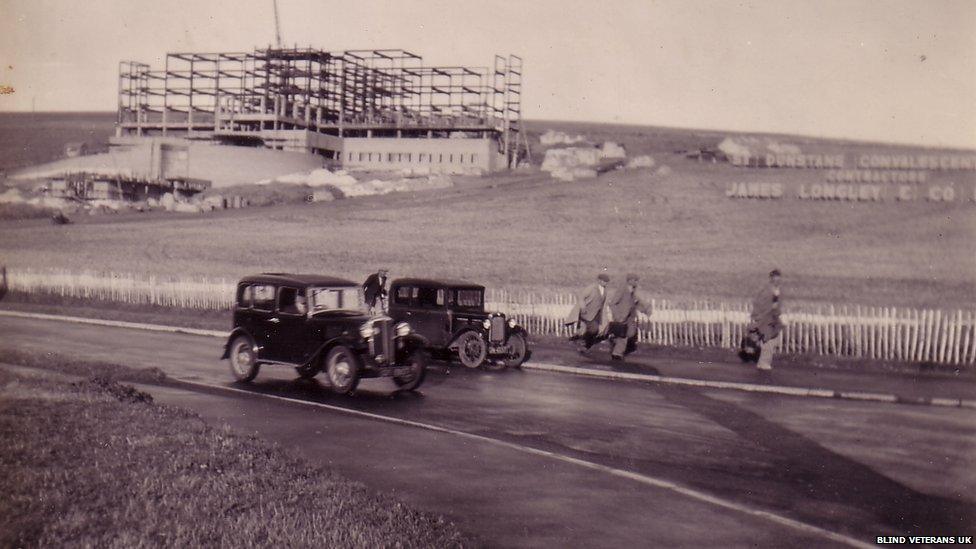 Blind Veterans UK exhibition marks Ovingdean anniversary - BBC News