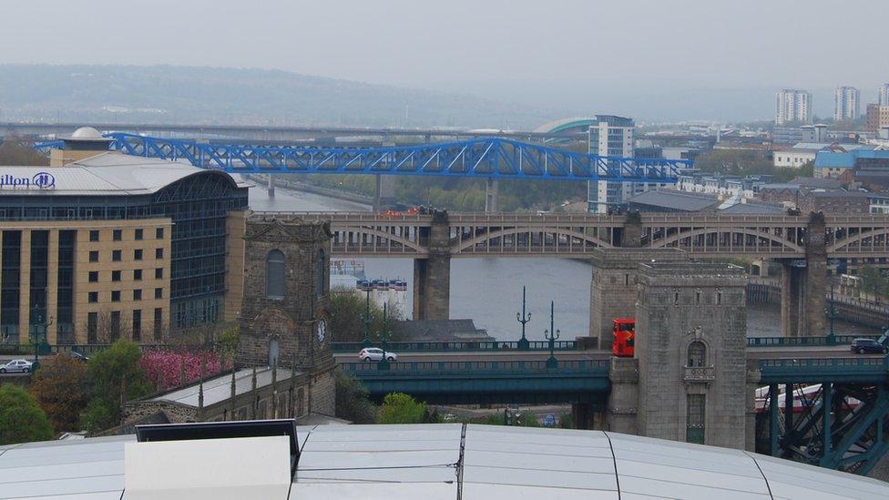 Roof of the Sage in Gateshead offers spectacular views - BBC News
