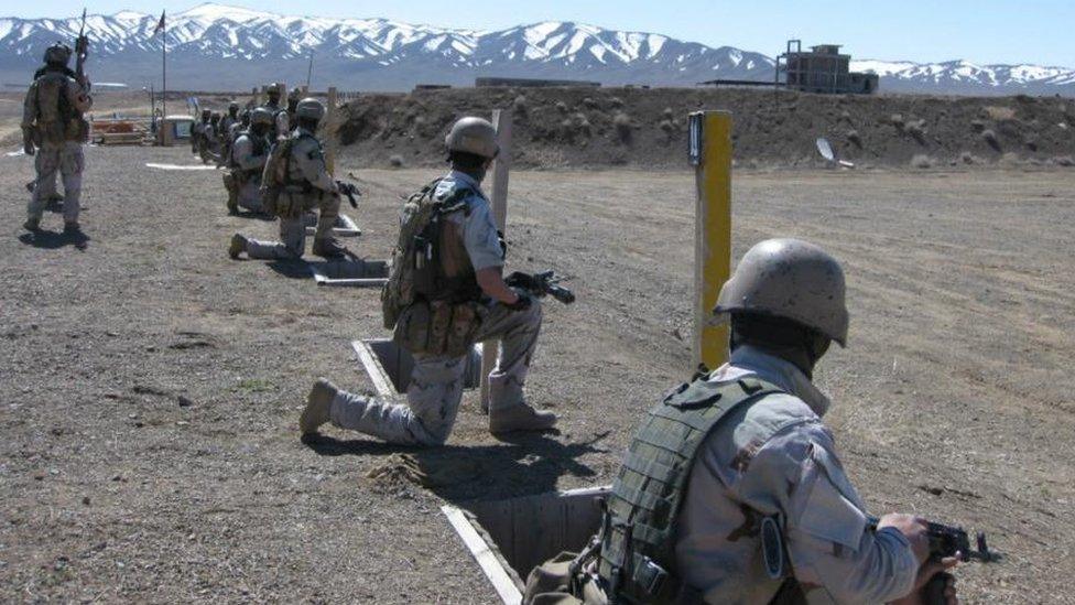 In pictures: Afghan army's elite special forces - BBC News