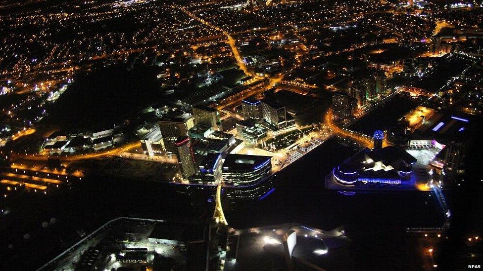 In pictures: Police helicopter captures Manchester from air - BBC News