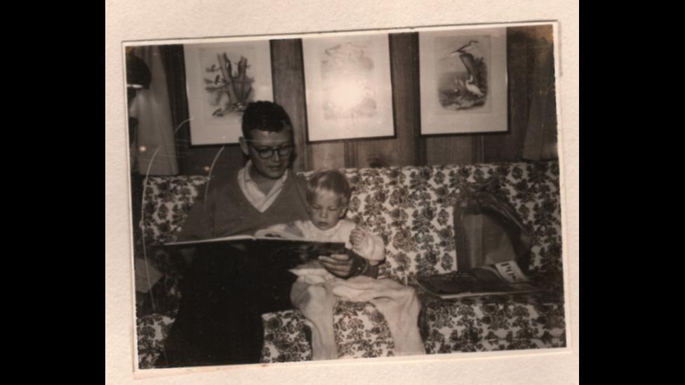 Richard Scarry's Lowly Worm returns - BBC News