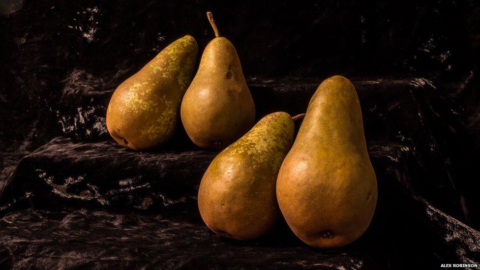 Your pictures: Pairs - BBC News