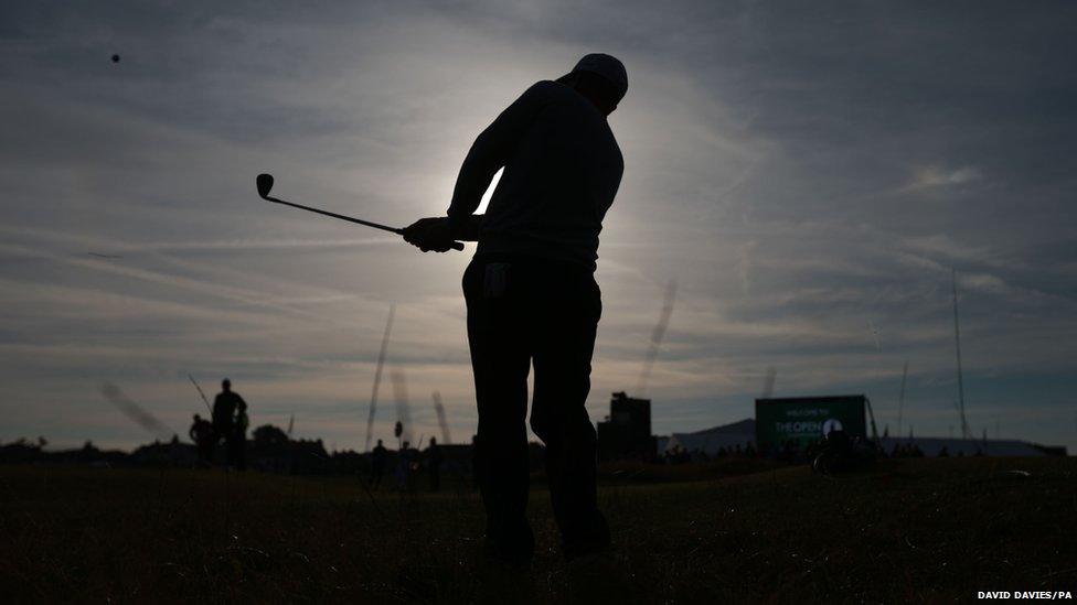 Day in pictures: 17 July 2014 - BBC News
