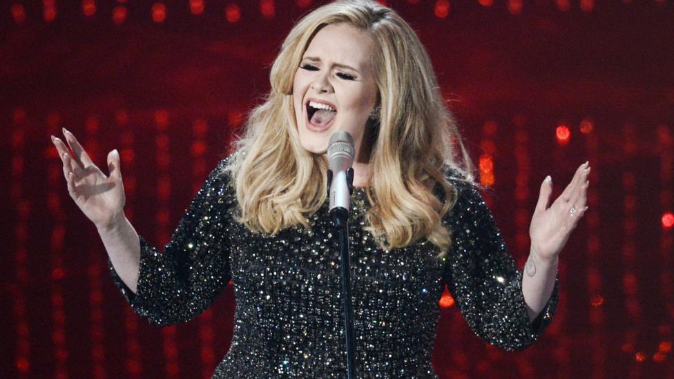 Adele 'teases new material in TV advert' - BBC News