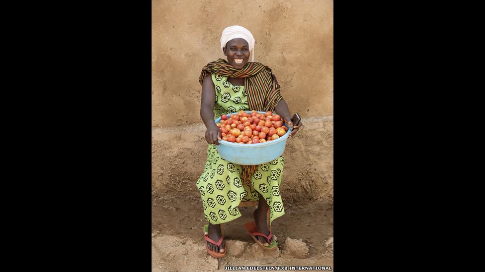In pictures: Framing Hope - BBC News
