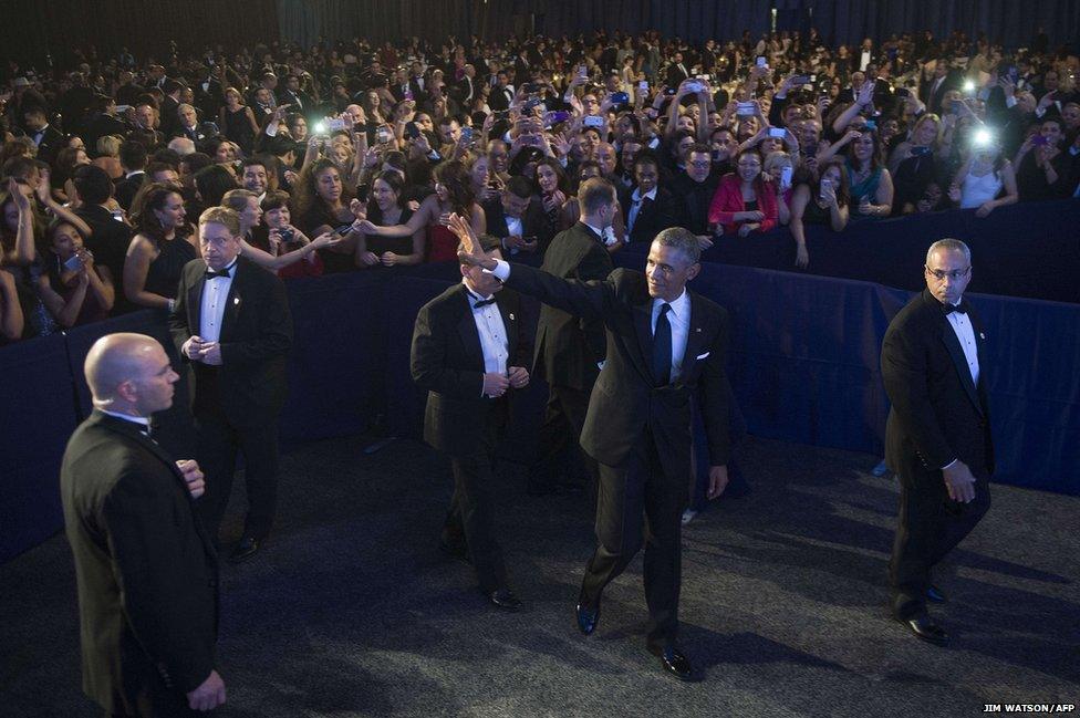 Day in pictures: 3 October - BBC News