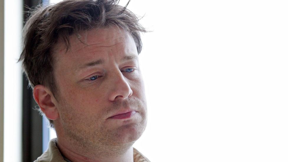 Java plug-in malware alert to be issued by Oracle - BBC News