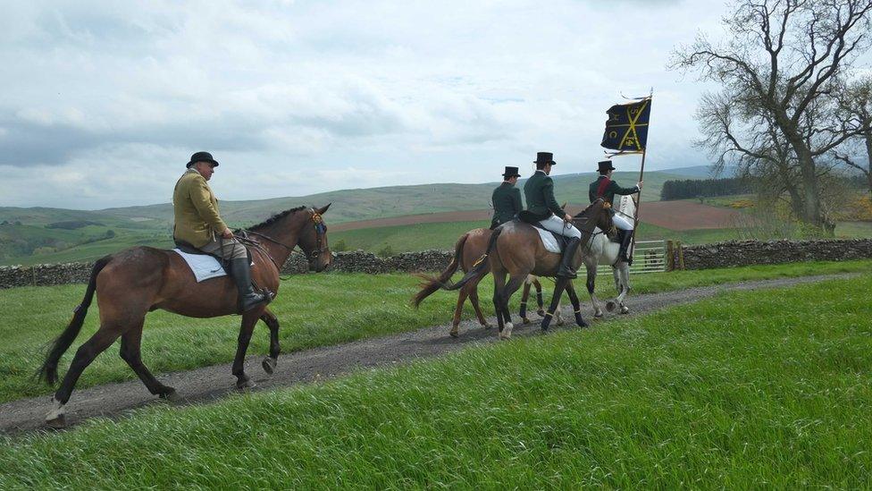 In pictures: Hawick Common Riding - BBC News