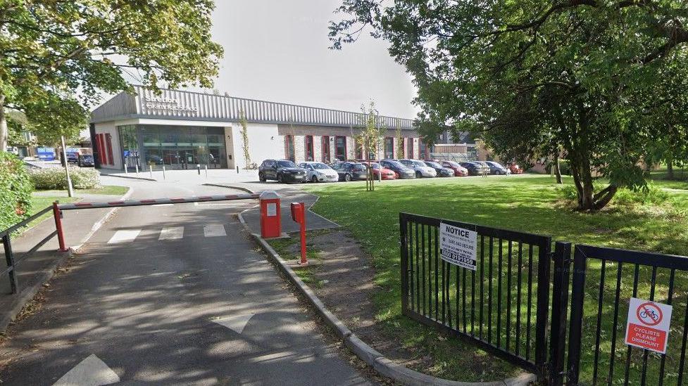 Stretford Grammar School head teacher killed in crash - BBC News