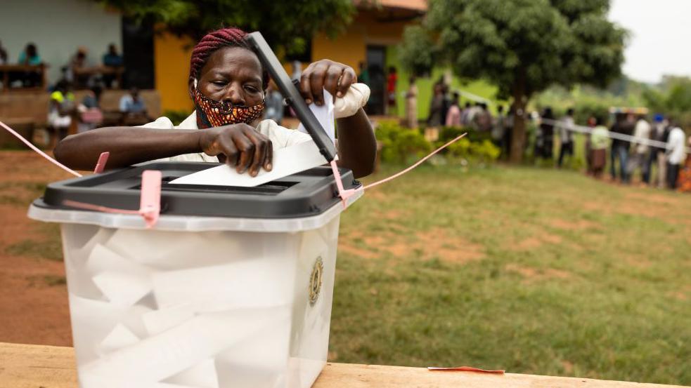 Bobi Wine challenges President Yoweri Museveni for the second time in ...