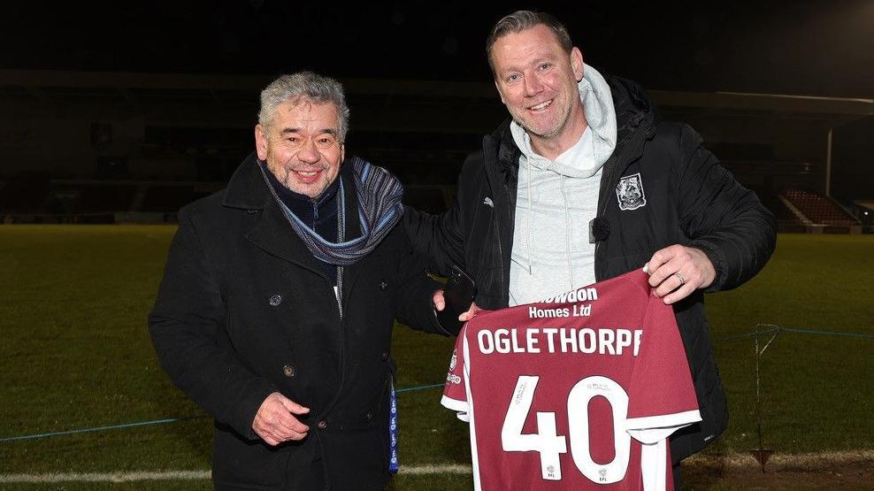 Akinfenwa congratulates BBC commentator for 40 years' service - BBC News