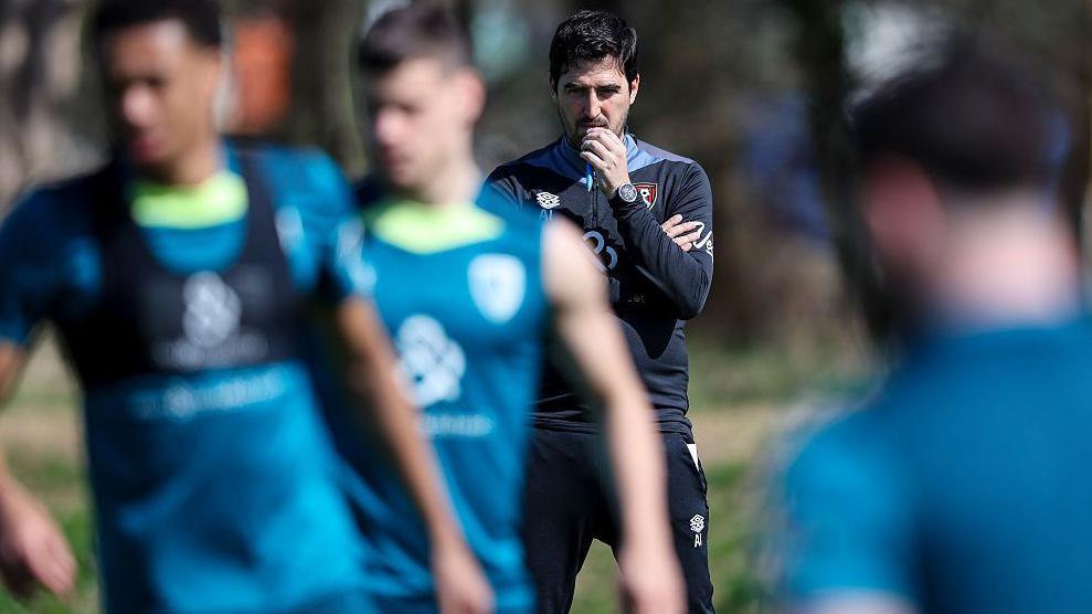 Bournemouth news: Opinion - Andoni Iraola team selection - BBC Sport