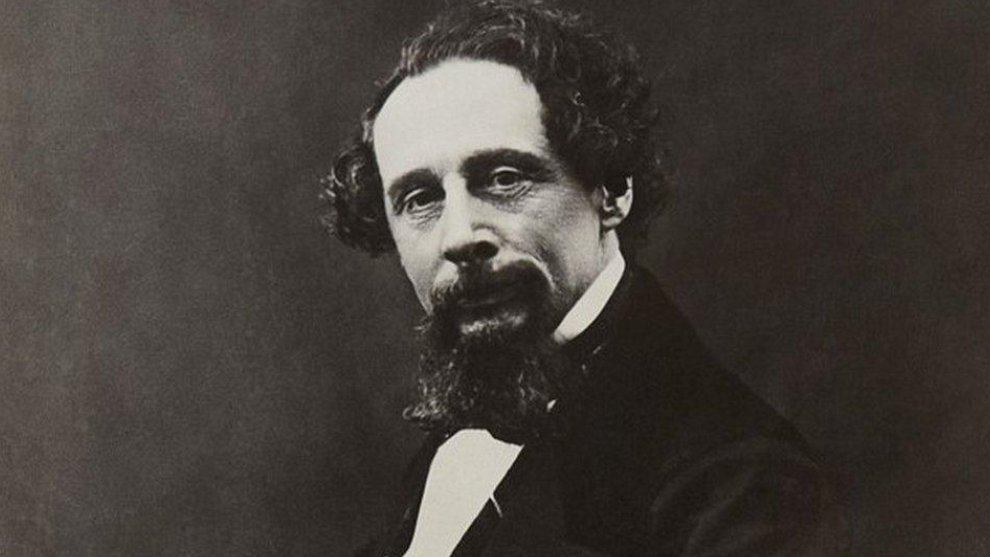 Worcester book shop to host Charles Dickens festival - BBC News
