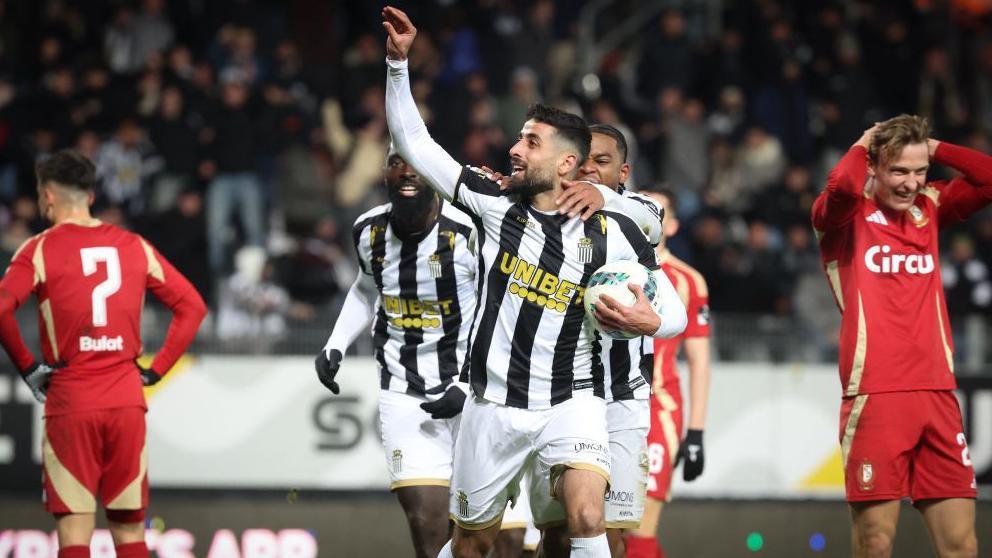 Who is new Aberdeen striker Oday Dabbagh? - BBC Sport