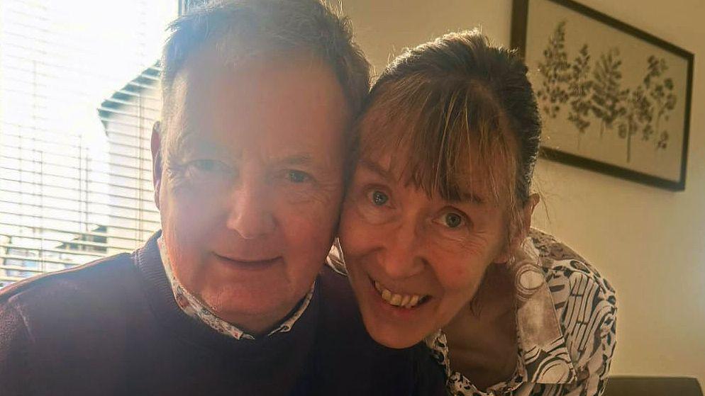 'Stagecoach bus driver saw my dad fall and drove away' - BBC News