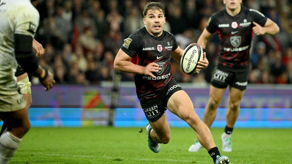 Antoine Dupont 'better than ever' going into France XVs return against ...