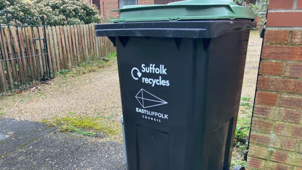 Will Suffolk be ready for all the new bins? - BBC News