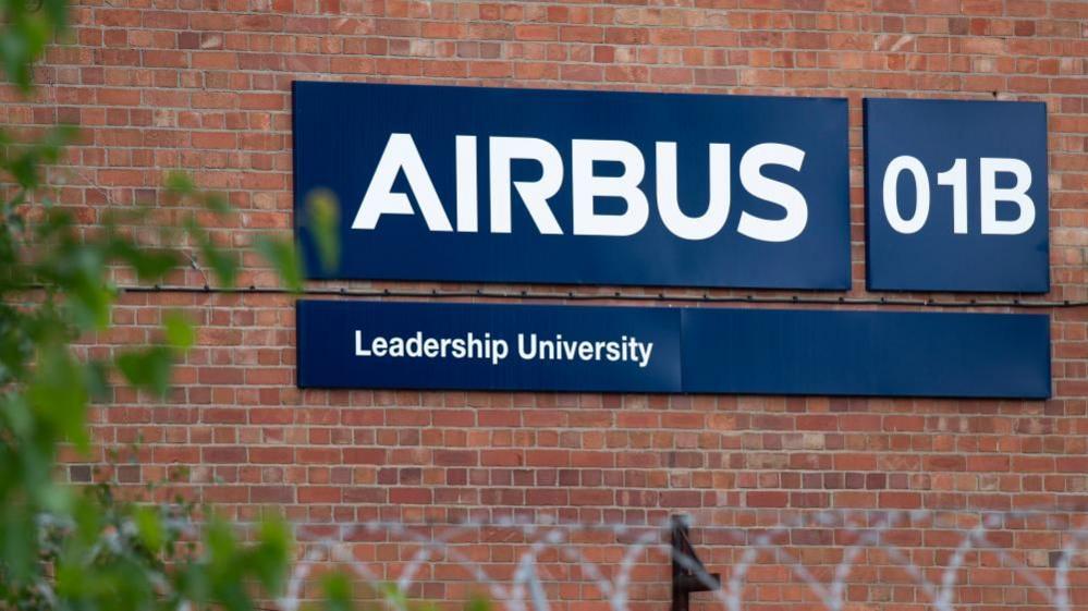 Airbus Filton to open training academy in college partnership - BBC News