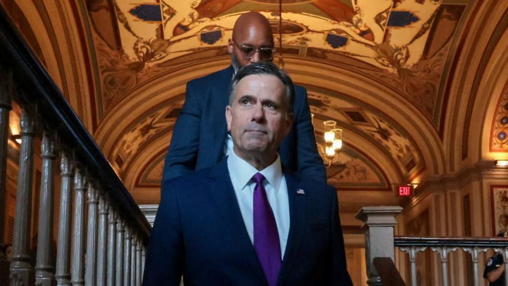 Machado vows to lead Venezuela 'when right time comes' - BBC News