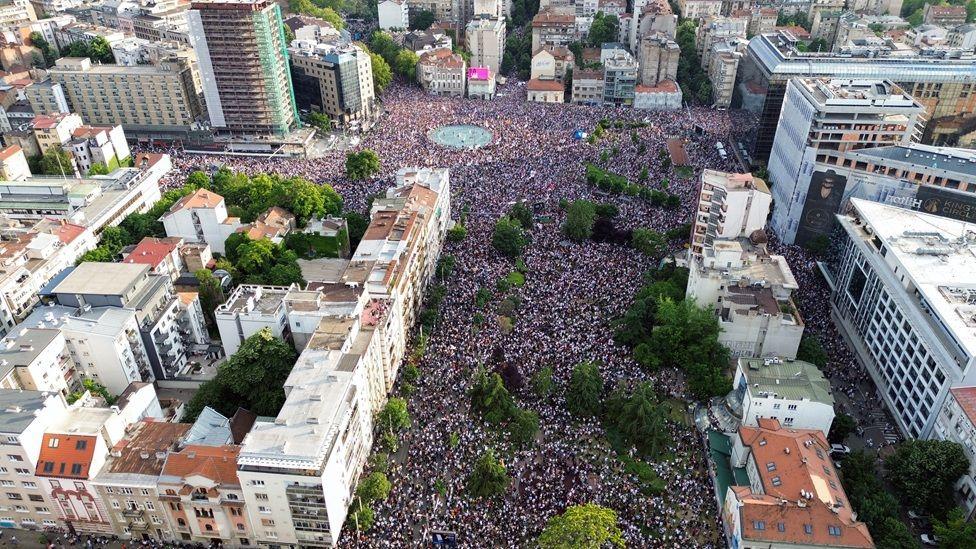 Veliki studentski protest na Slaviji u Beogradu - Naslovi.net