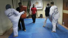 Yayan Ruhian dan filosofi pencak silat - BBC News Indonesia