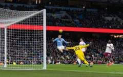 Haaland na zura ƙwallo a ragar West Ham 