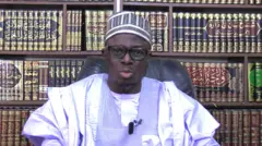 ...Daga Bakin Mai Ita tare da Zainab ta Labarina - BBC News Hausa