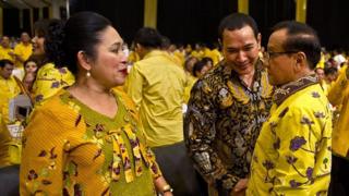 Suharto, suara dari Timur: antara 'diktator sukses' dan 'penindas kejam' - BBC News Indonesia