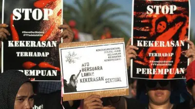 Wali santri tidak akan menuntut secara hukum ponpes Al Khoziny, sebut kejadian itu 'takdir Allah ...