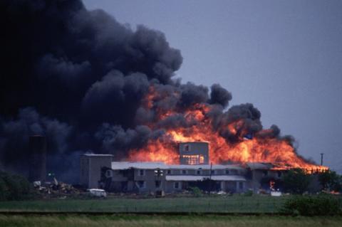 30 años de Waco: cómo fue el mortal asedio de 51 días del gobierno de ...
