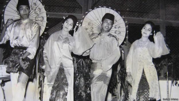 Ayu Bulantrisna menari sepenuh jiwa - BBC News Indonesia