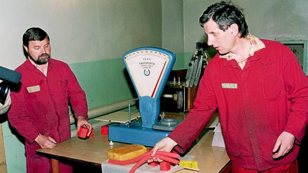 60 años de la invención del Semtex, el explosivo que se convirtió en ...