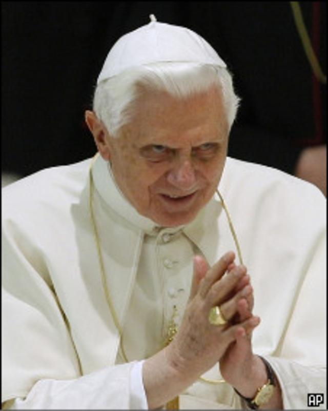 El Papa Pide Disculpas A Víctimas De Abusos Sexuales En Irlanda Bbc
