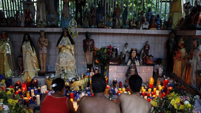 En fotos: el culto a María Lionza en Venezuela - BBC News Mundo