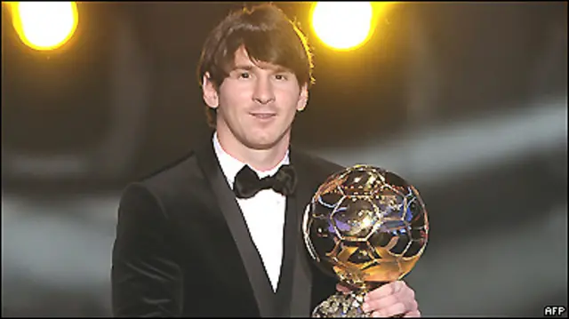 Lionel Messi mchezaji bora wa dunia 2010 - BBC News Swahili