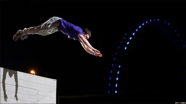 En fotos: bailando con la ciudad - BBC News Mundo