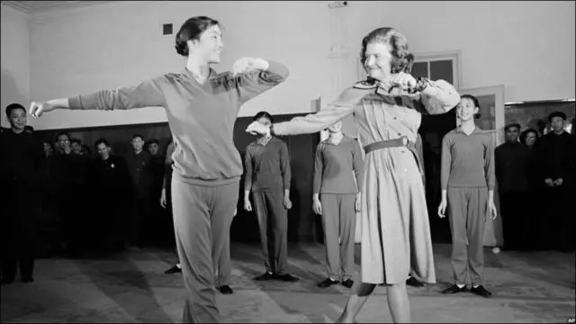 Cựu đệ nhất phu nhân Betty Ford từ trần - BBC News Tiếng Việt