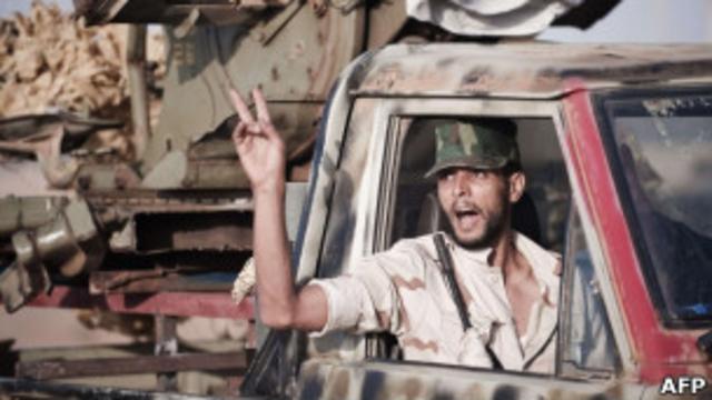 La Primavera Árabe vive entre la violencia y la incertidumbre - BBC News Mundo