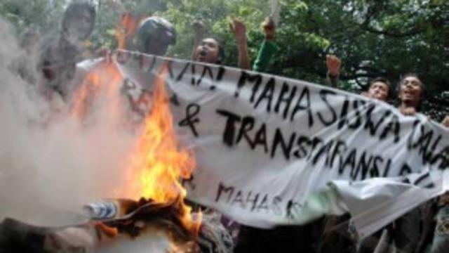 Radikalisme mengincar kampus - BBC News Indonesia